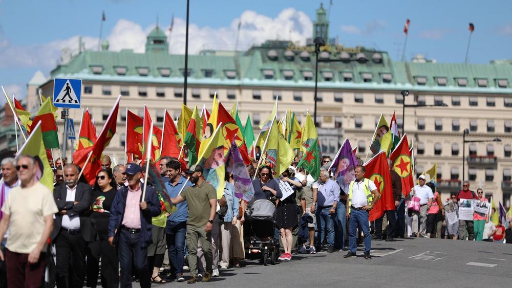 Vi kommer aldrig sluta ge vårt stöd till Rojava | Dagens ETC