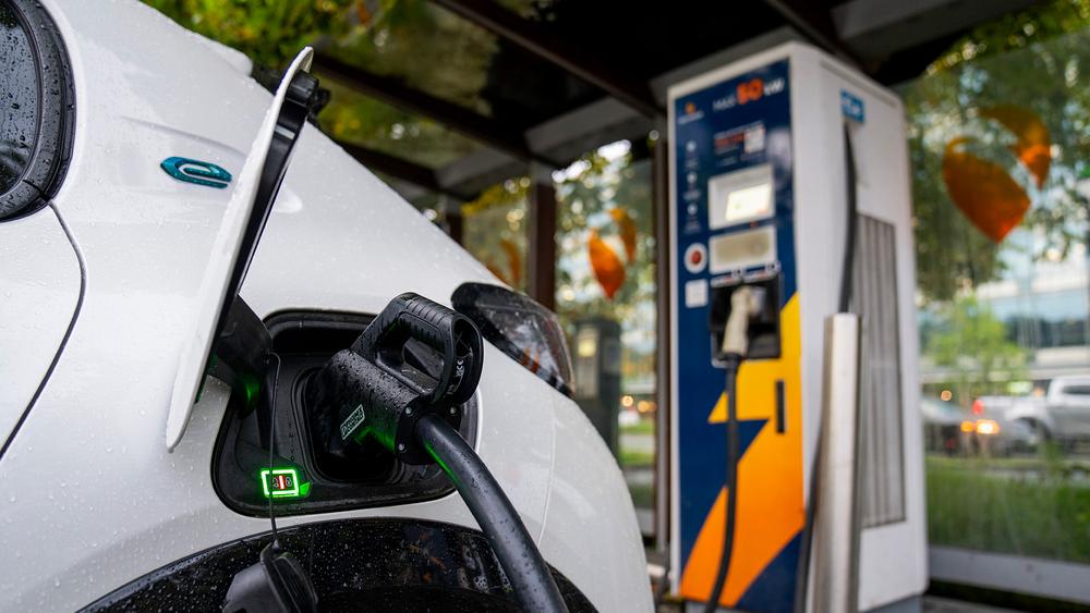 Norge slår nya elbilsrekord – medan Sverige dippar | Dagens ETC