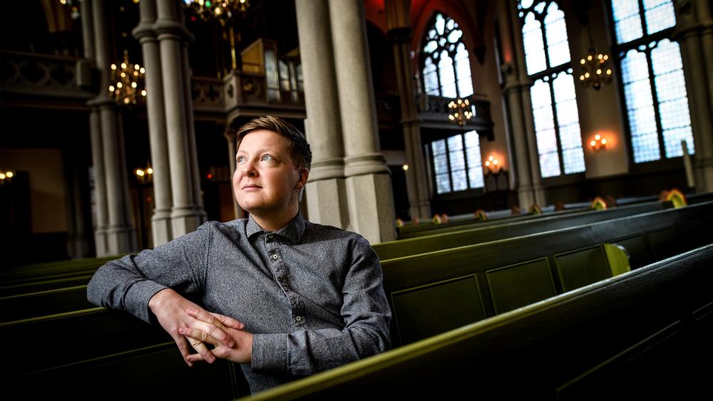 Oliver fick PTSD av kyrkans omvändelse­försök | Dagens ETC