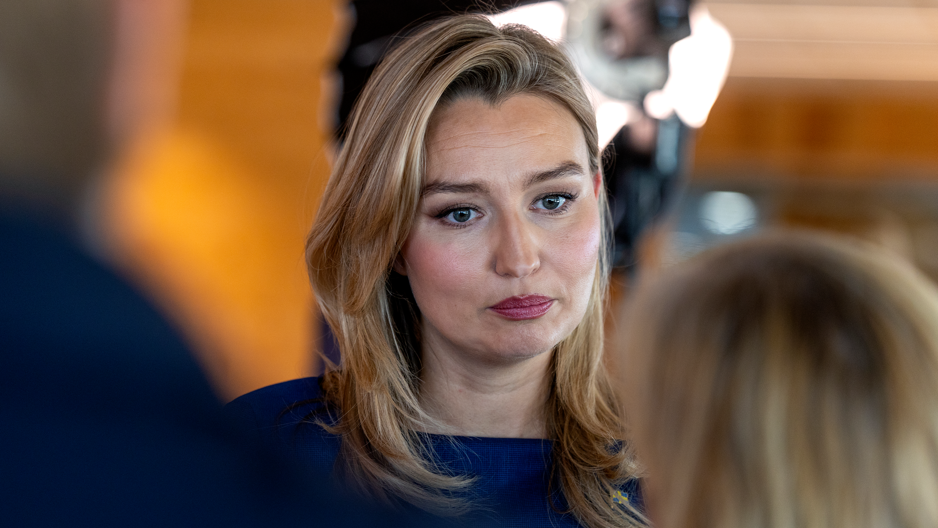 Kallades för lynchmobb av Ebba Busch: ”Hon är varmt välkommen att följa ...