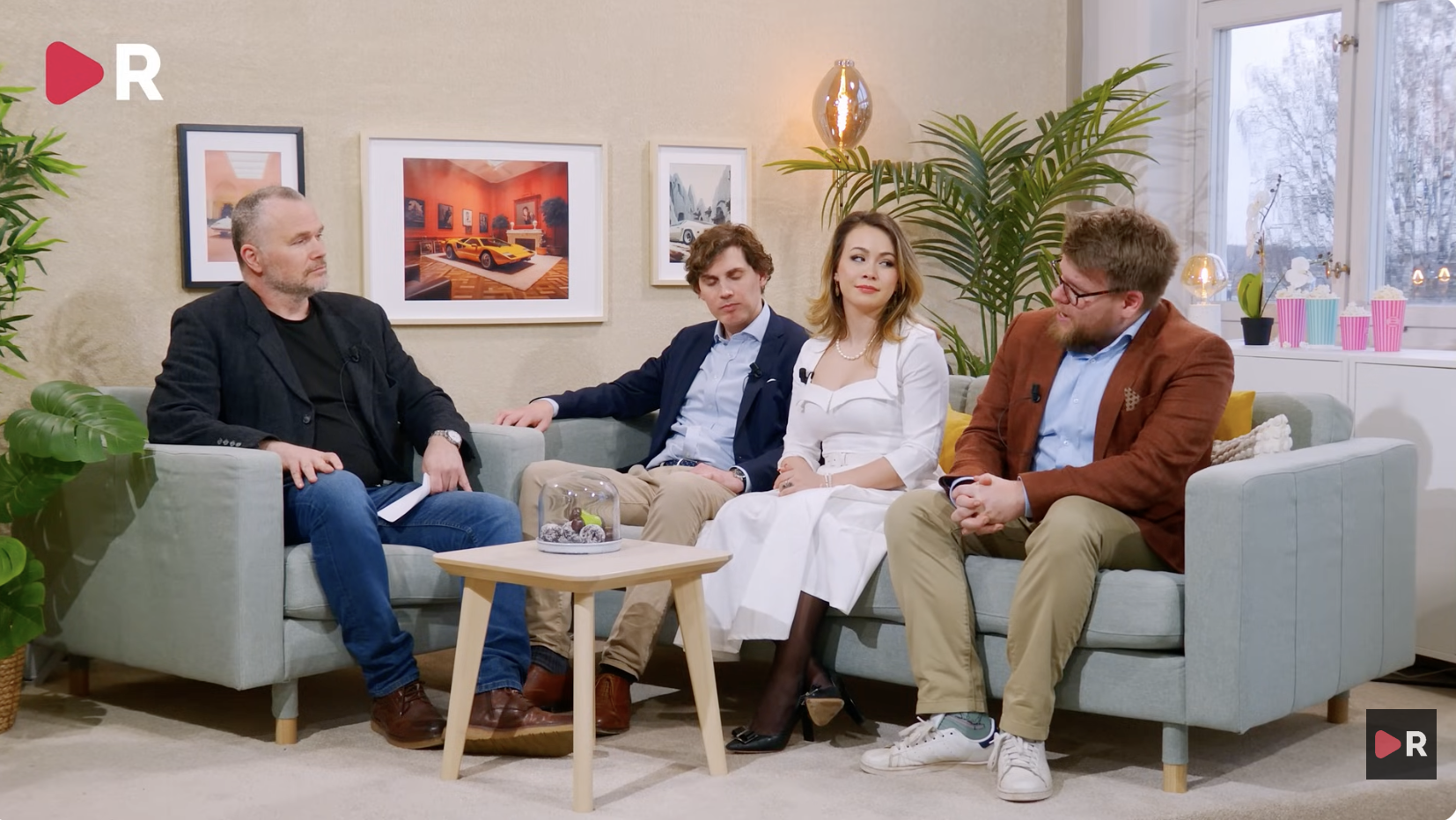 Riks-profilen Scarlett Karoleva gör rysk propaganda: ”Jag får inte betalt av Kreml” | Dagens ETC